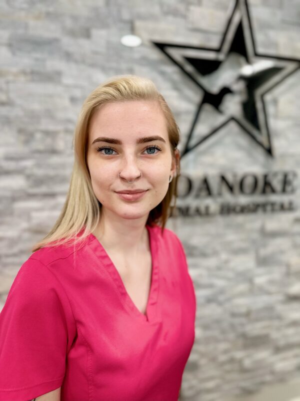 Meet The Team | Roanoke, VA | Roanoke Animal Hospital